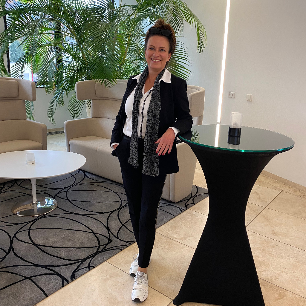 Susann Linke - Leiterin einer Regionalgeschäftsstelle - Deutsche ...