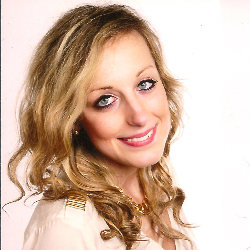 Lisa Hahn's Instagram, Twitter & Facebook on IDCrawl