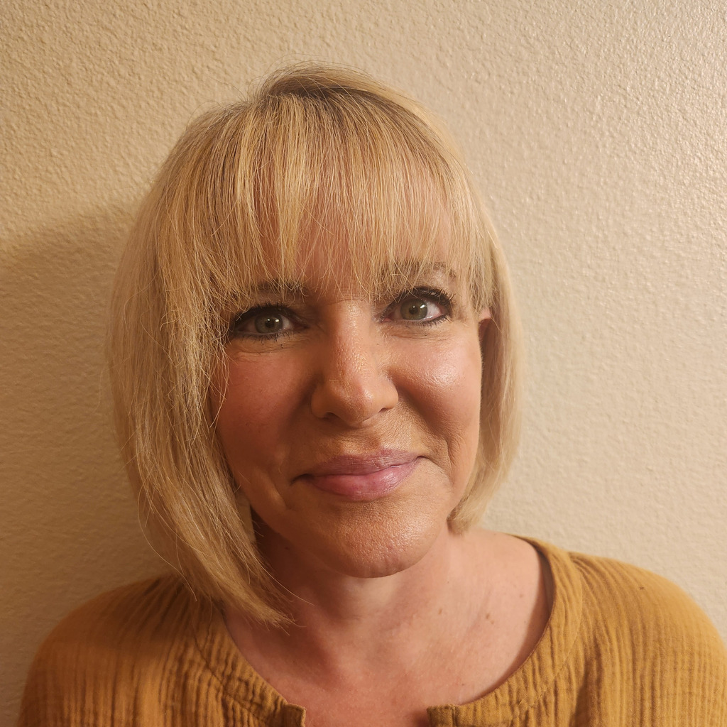 Alexandra Phelps - Principal Technical Advisor - LMI Technologies | XING