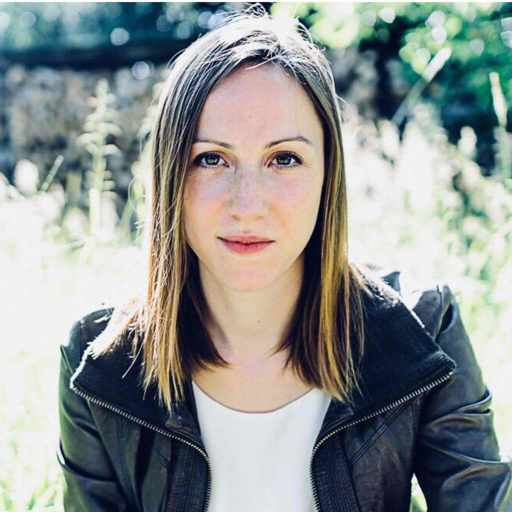 Lisa Schiller's Instagram, Twitter & Facebook on IDCrawl