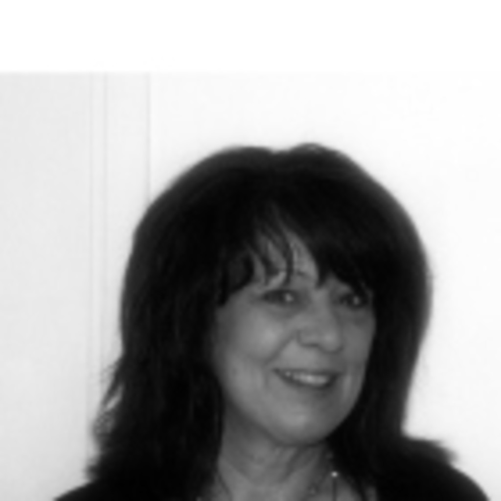 Paula Henry - Realtor Associate - Red Door Real Esate | XING