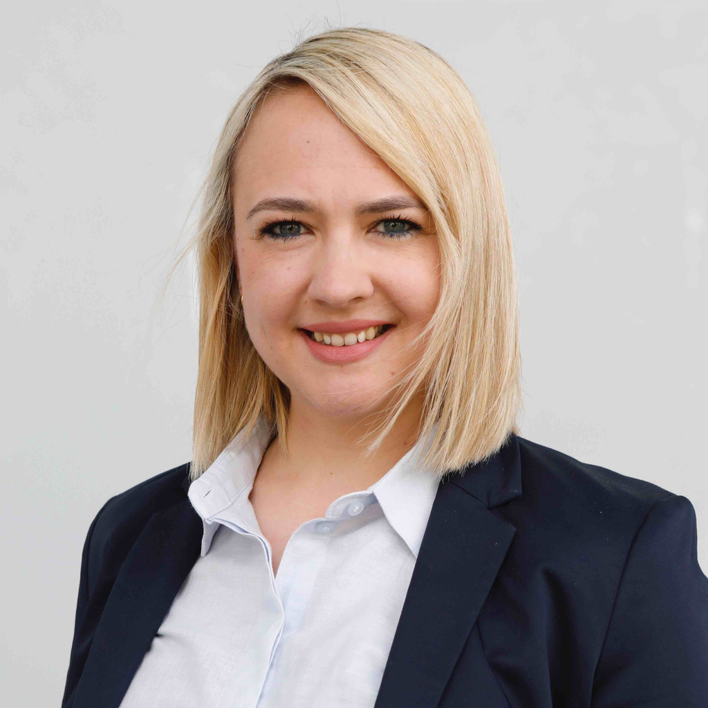 Anastasia Klebba - Referentin Elektromobilität - Avacon AG | XING