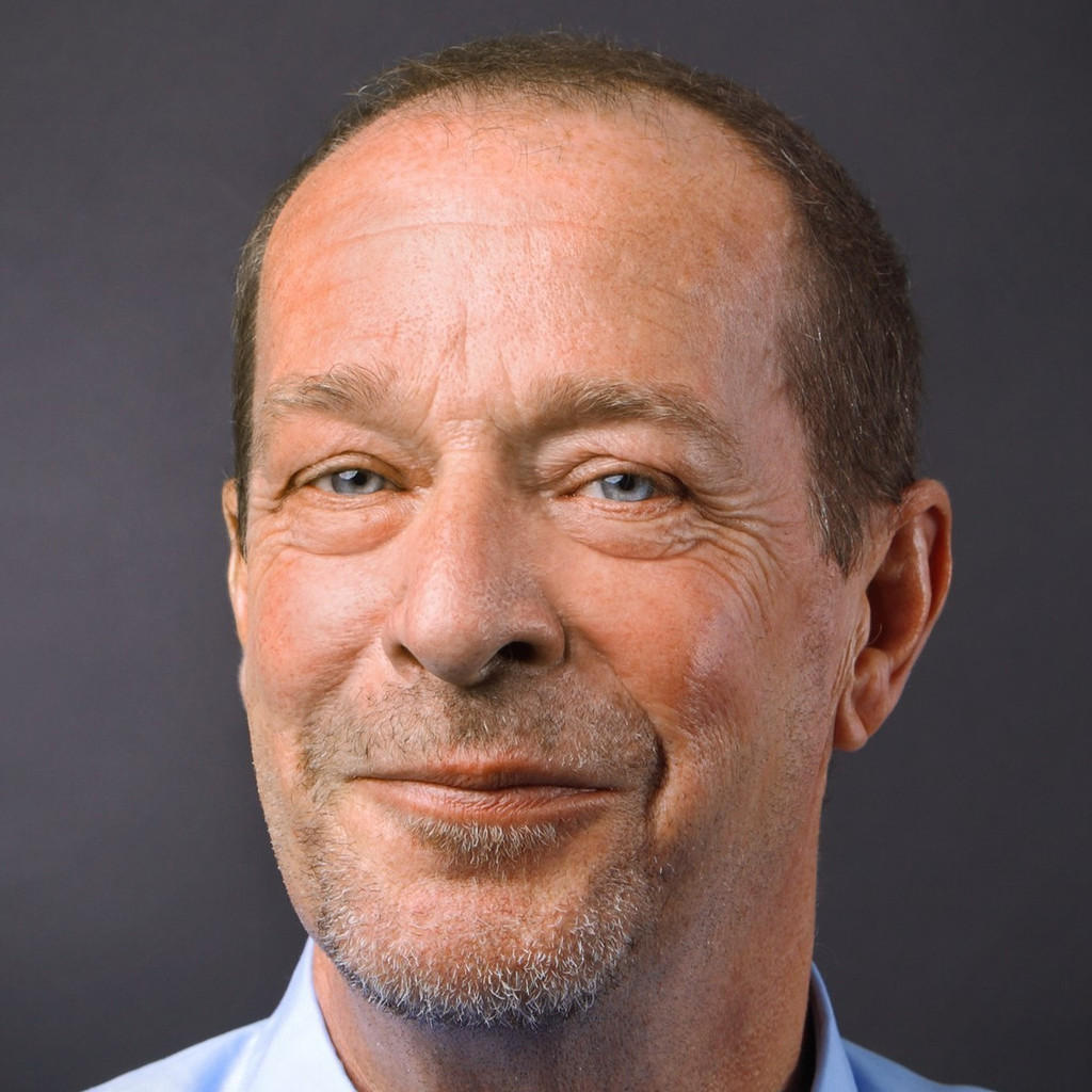 Martin Häcker - Geschäftsführer Mercedes - Autohaus Seeger GmbH & Co KG ...