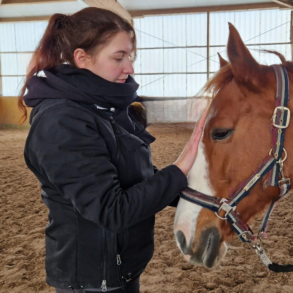 Laura Balzer - Tierphysiotherapeutin - Balzis back in balance | XING