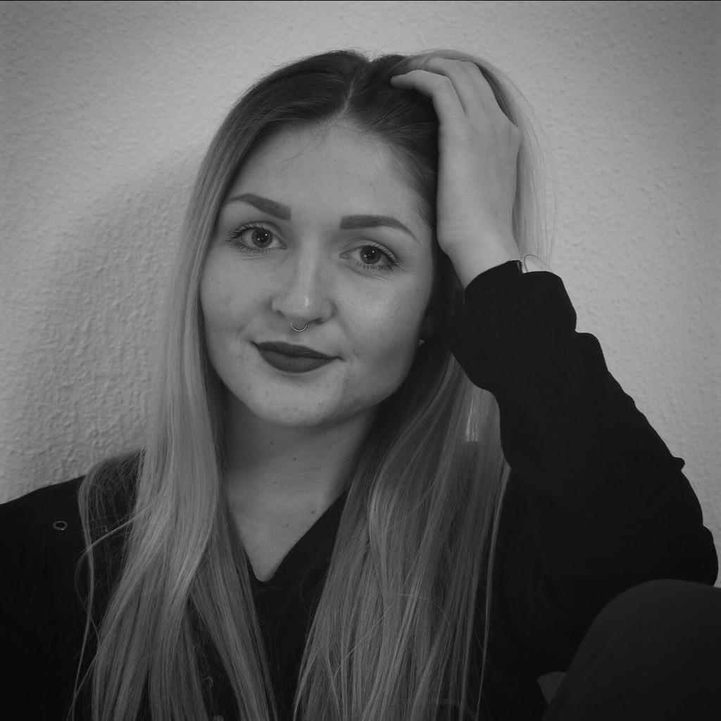 Lisa Putz - Gestalterin für visuelles Marketing - Möbel Rieger | XING