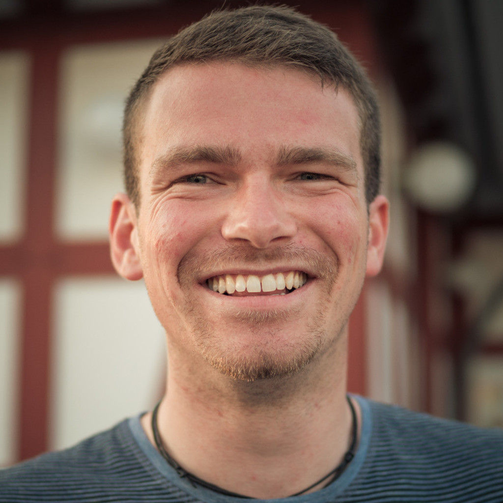 Oliver Hack in der Personensuche von Das Telefonbuch