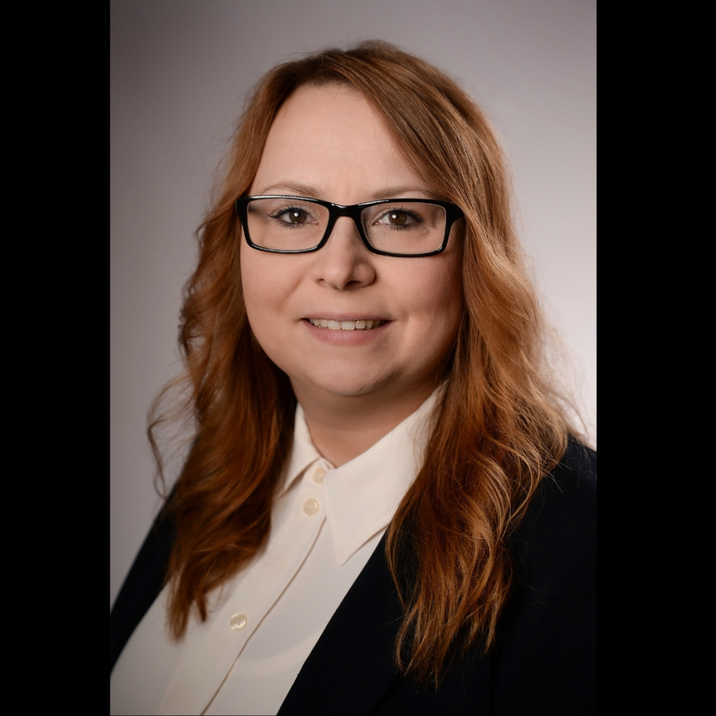 Barbara Mayer - Industriefachwirtin - ZS-Handling Technologies GmbH | XING