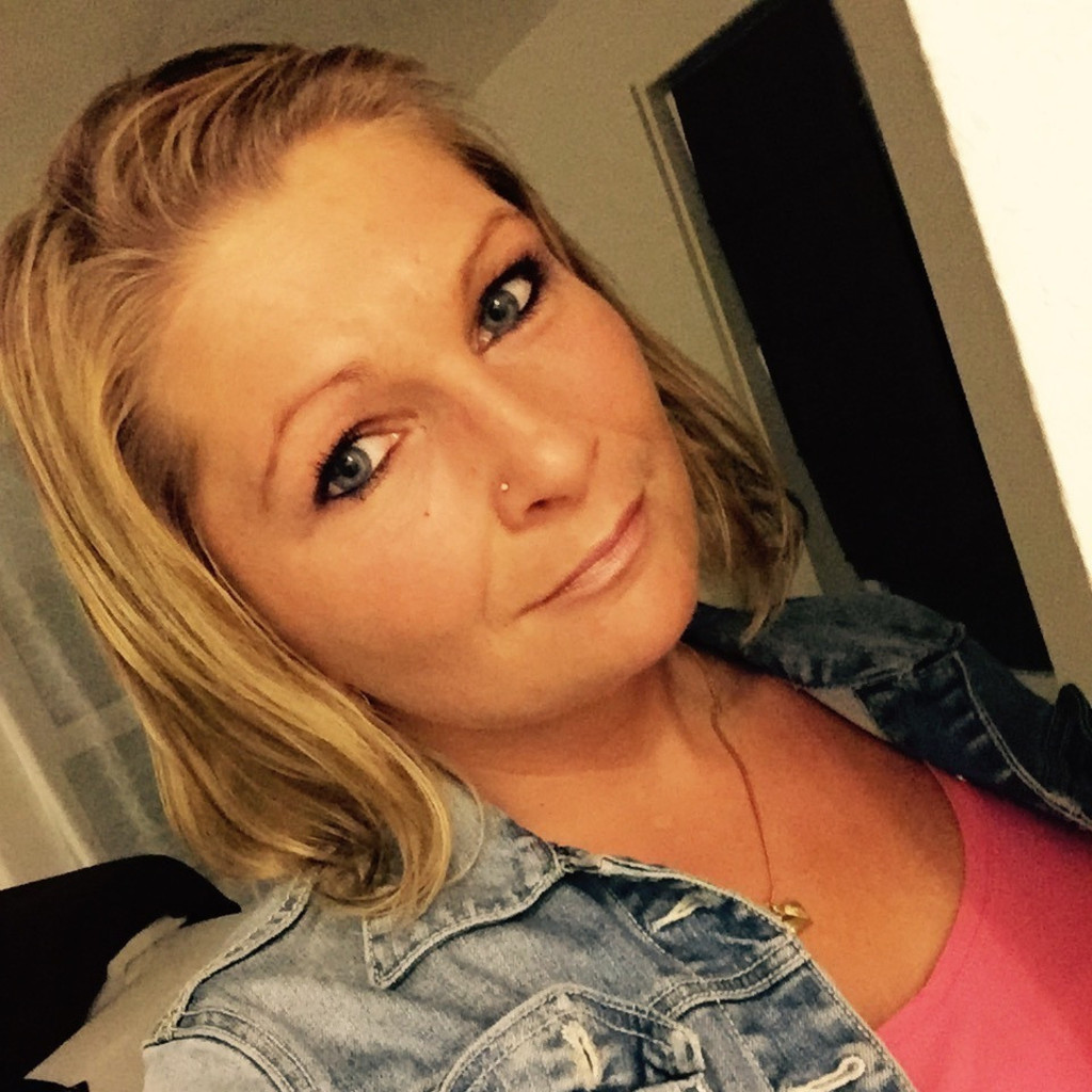 Maja Bienioschek - Prokuristin - Q-Conn GmbH | XING