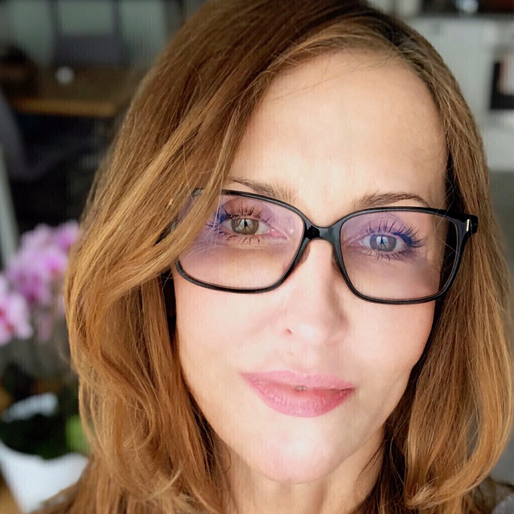 Laura Leonhardt's Instagram, Twitter & Facebook on IDCrawl