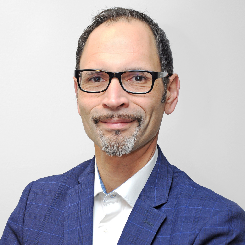 Marcel Becker - Geschäftsführer - Möbel Pfister AG | XING