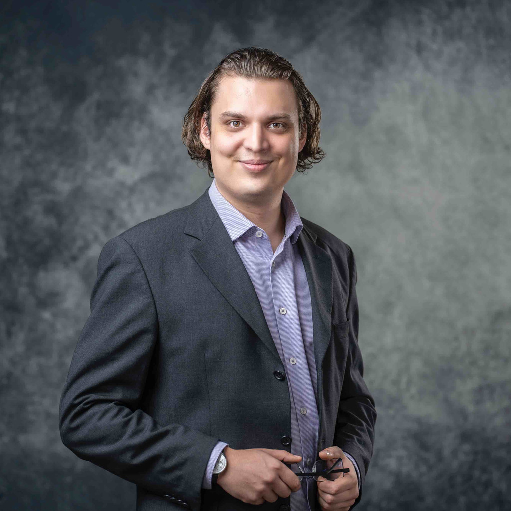 Joshua Rößler - stellv. Geschäftsstellenleiter - Actief ...