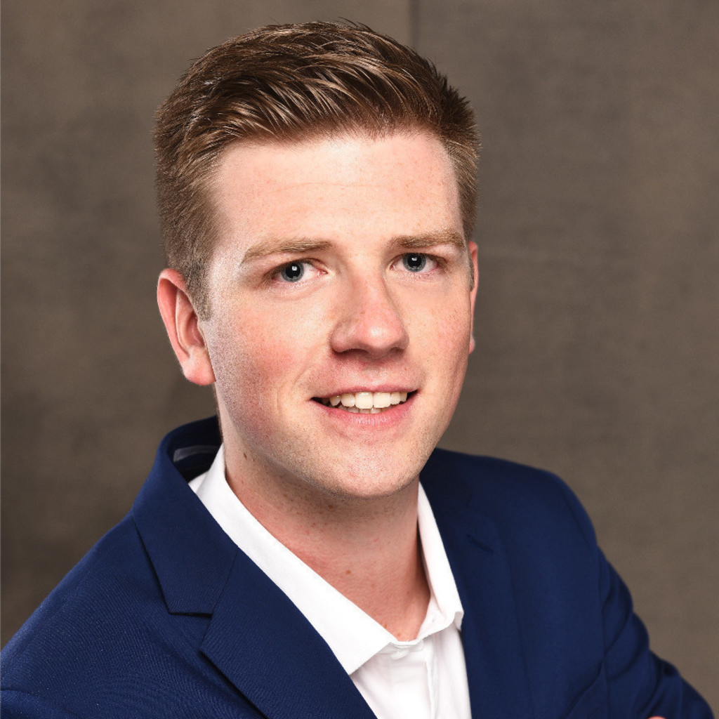 Thomas Riedl - Senior Controller BI&Financial Systems ...