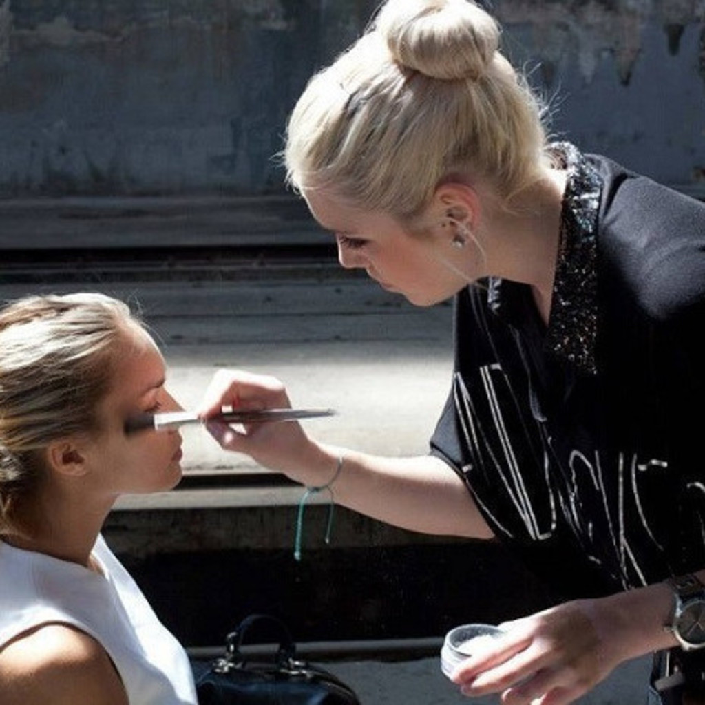 Alin Köhler - Geschäftsführerin - Prof. Hair&Make up Artist, Personal ...