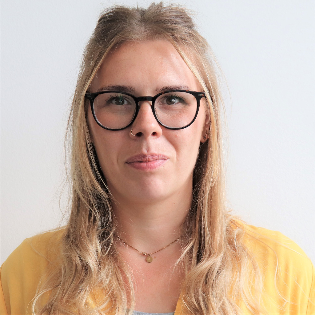 Alina Schmidt Teamlead Office VMRay GmbH XING alina-schmidt-teamlead-office-vmray-gmbh-xing