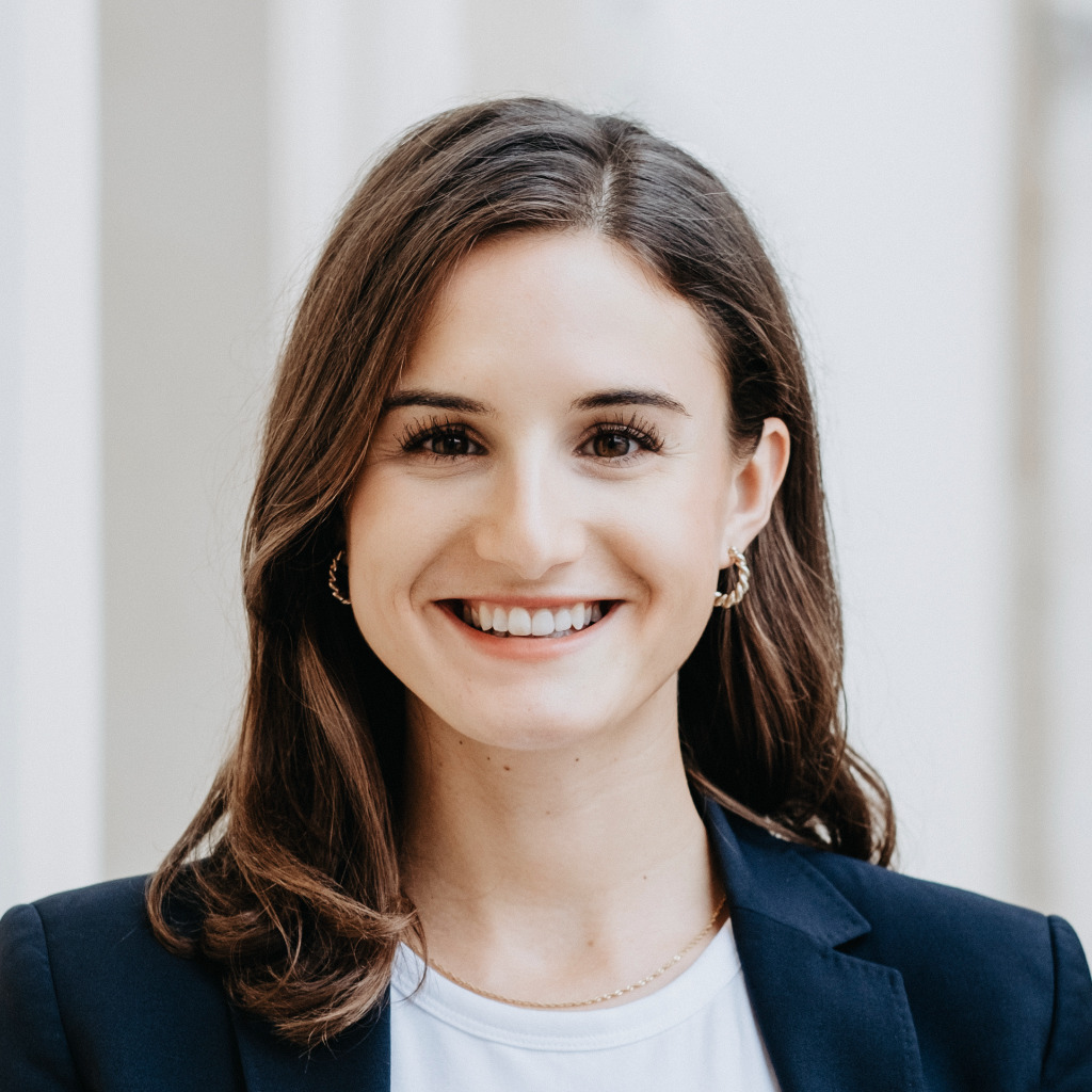 Tania Attinger - Manager IT - Michael Page | XING