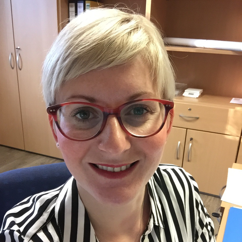 Doreen Klein - Assistentin der Geschäftsführung - HFT Hebe- und ...