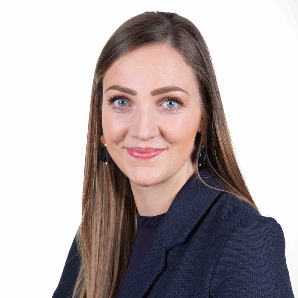 Stephanie Mayr - Customer Success Manager - Connex Marketing Group | XING