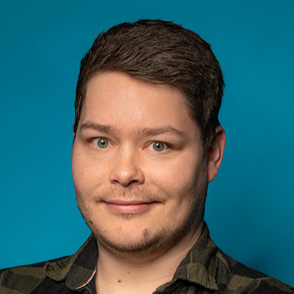 Bastian Erler - Senior Backend Developer - Computer Manufaktur | XING