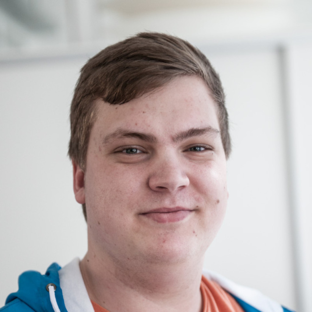 Julian Roth in der Personensuche von Das Telefonbuch