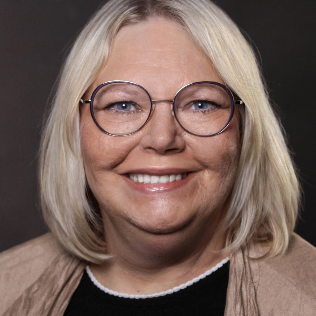 Elke Bayer - Verkäuferin - Bäckerei Mitterer | XING