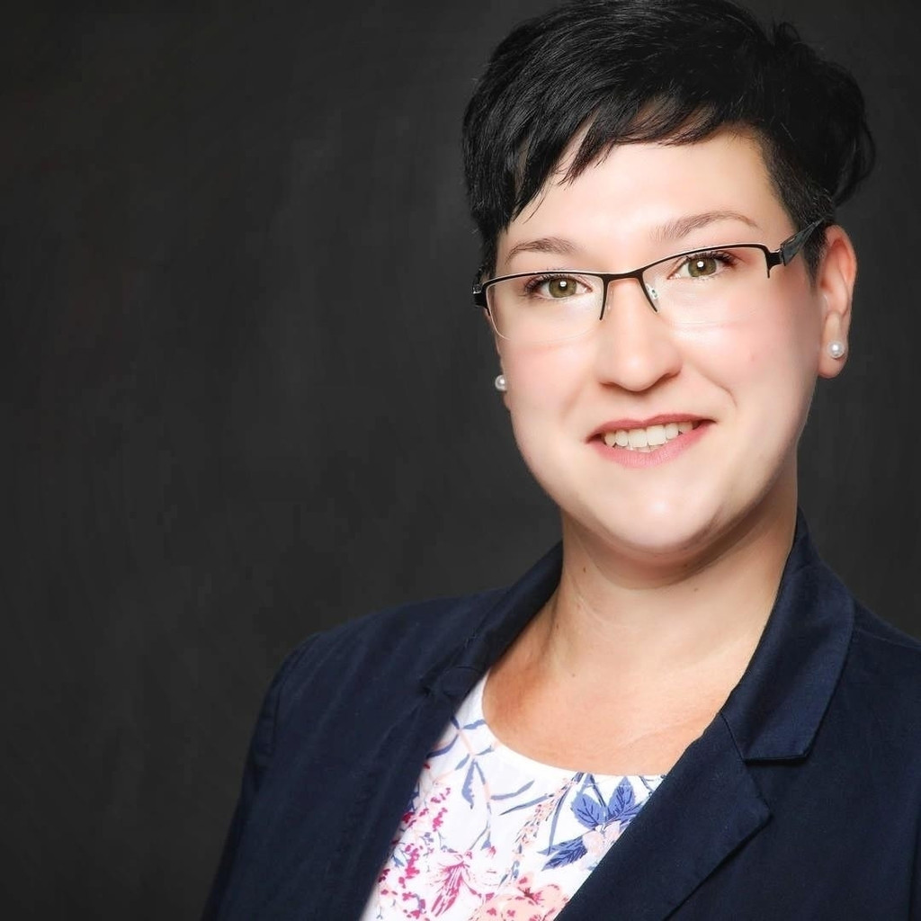 Sandra Schumann - Team Manager Returns - Radial GmbH | XING