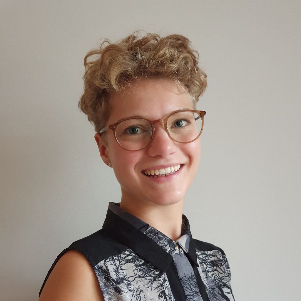 Kira Jansen - Praktikantin - Alberto GmbH & Co. KG | XING