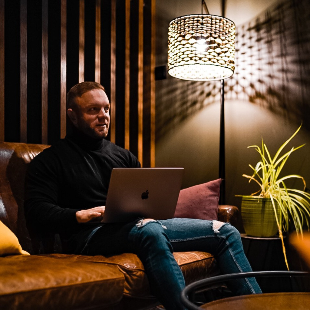 Eric Scheeper - Geschäftsführer - MADLYX Media GmbH | XING