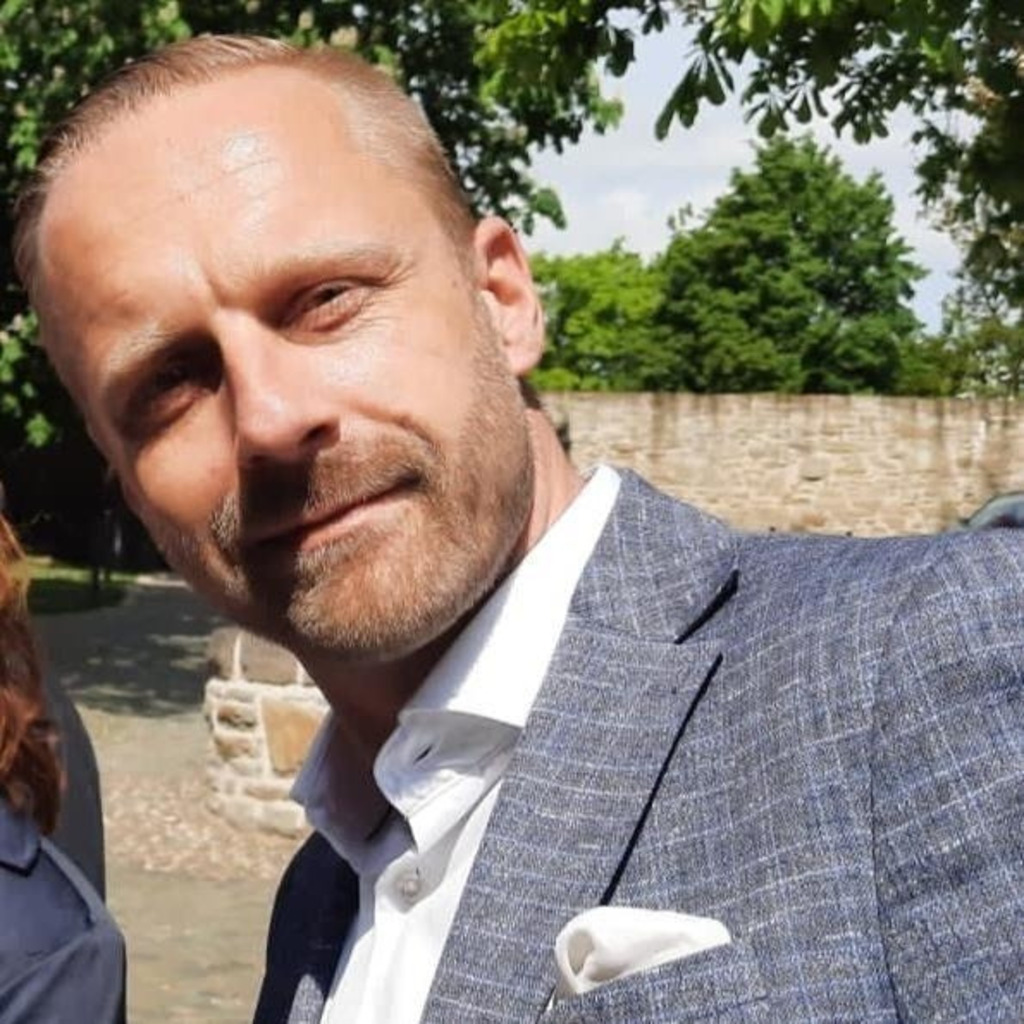 Steffen Becker - Filialdirektor - Allianz Beratungs- und Vertriebs- AG; Leiter der ...