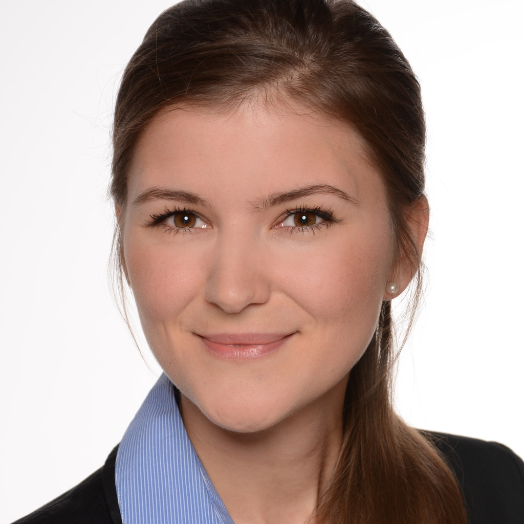 Lisa Reiter's Instagram, Twitter & Facebook on IDCrawl