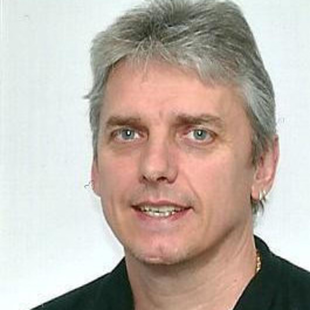 Helmut Wolf - Schlosser und Qualitätsprüfer - M-U-T Maschinen ...