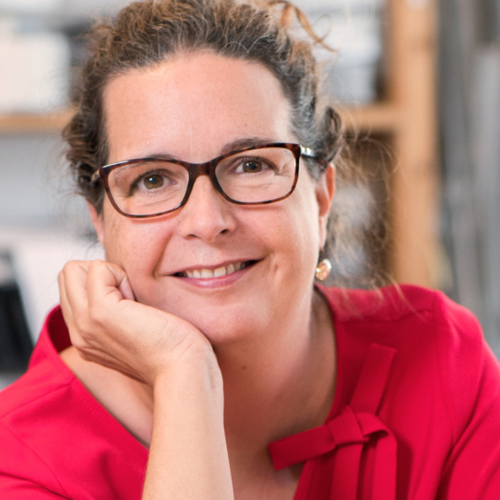 Miriam Edelmann - Leitung Marketing und Print - construktiv GmbH | XING