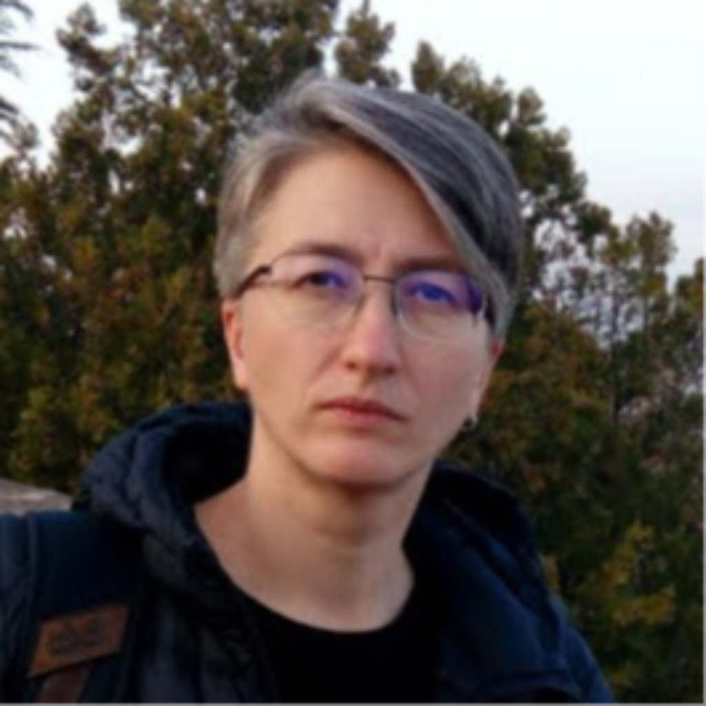 Nadja Degtjarewa - UX/UI Designerin und Web-Entwicklerin (html, css, js ...