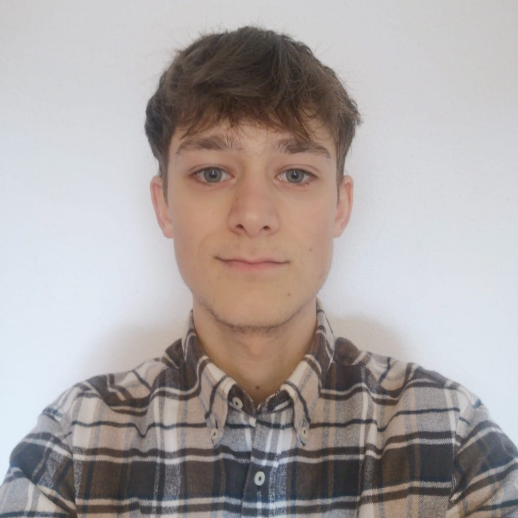 Deniz Caliskan - 3D Designer - DEEZY | XING