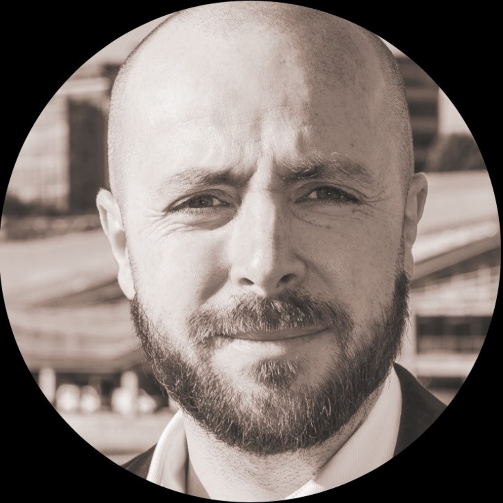 Julien Van Hoeylandt - Founder - miidl startup studio | XING