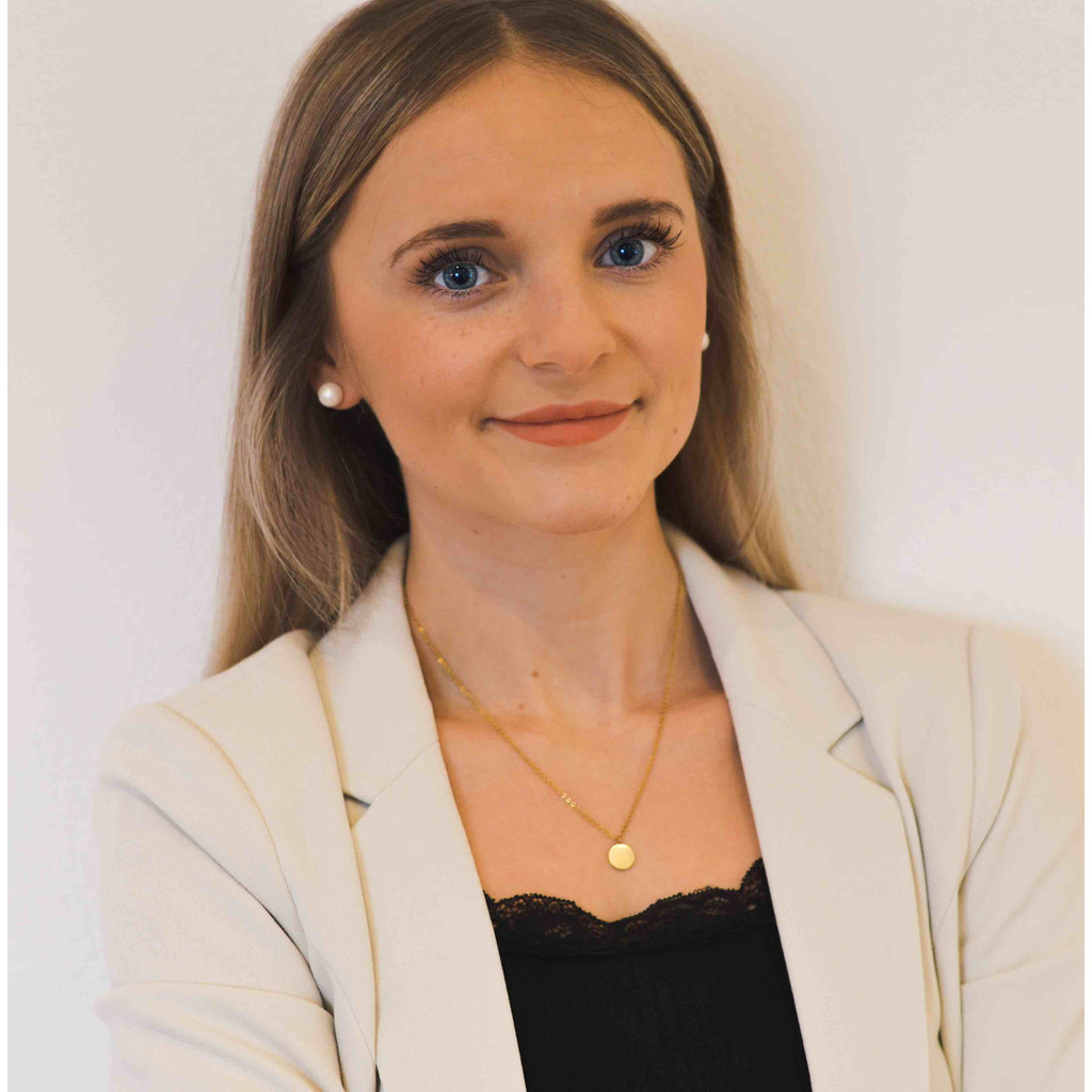 Alina Thomas - Personalmanagement - AlphaBau S.à r.l. | XING