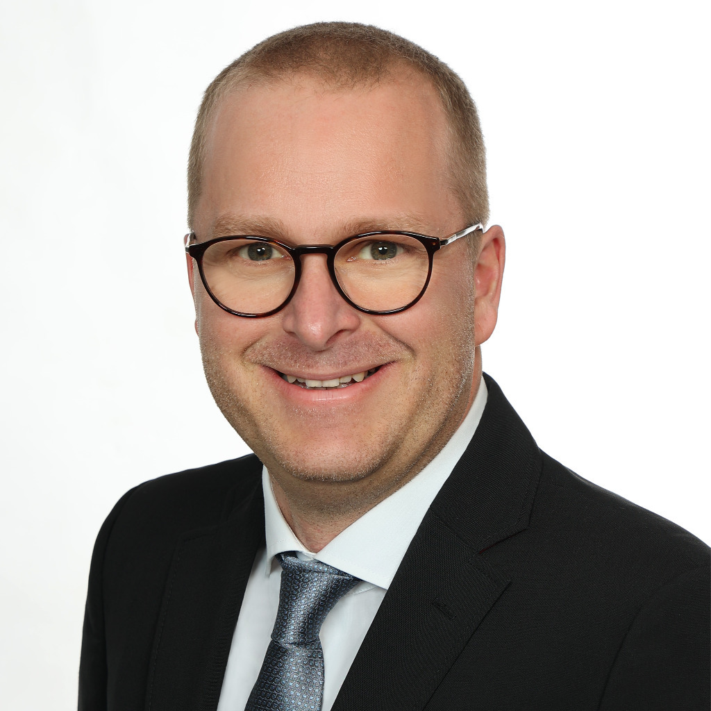 Thomas Kaufmann - Assistent Manager PACCAR Distribution Center Maßbach - PACCAR Parts ...