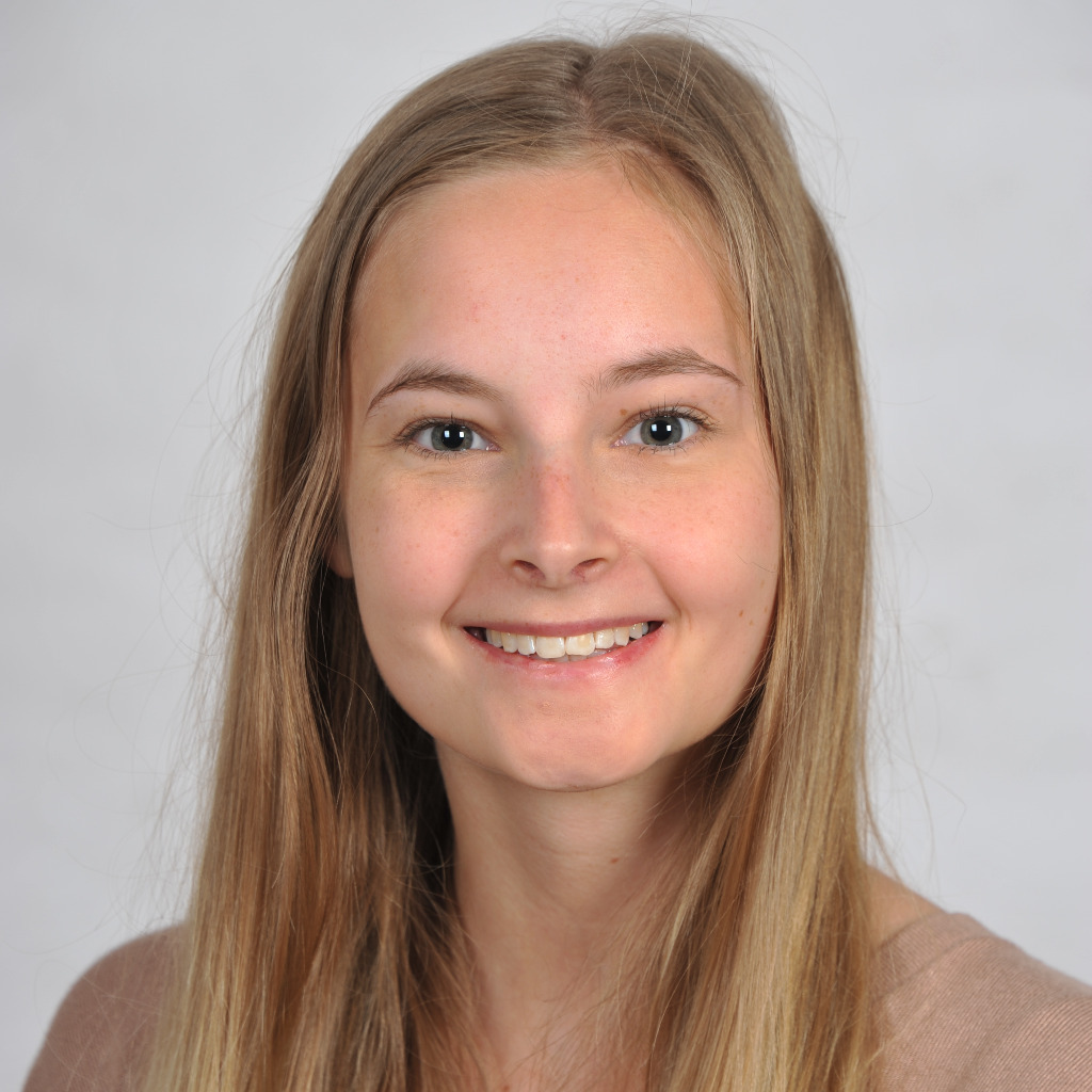 Lisa Schumann's Instagram, Twitter & Facebook on IDCrawl