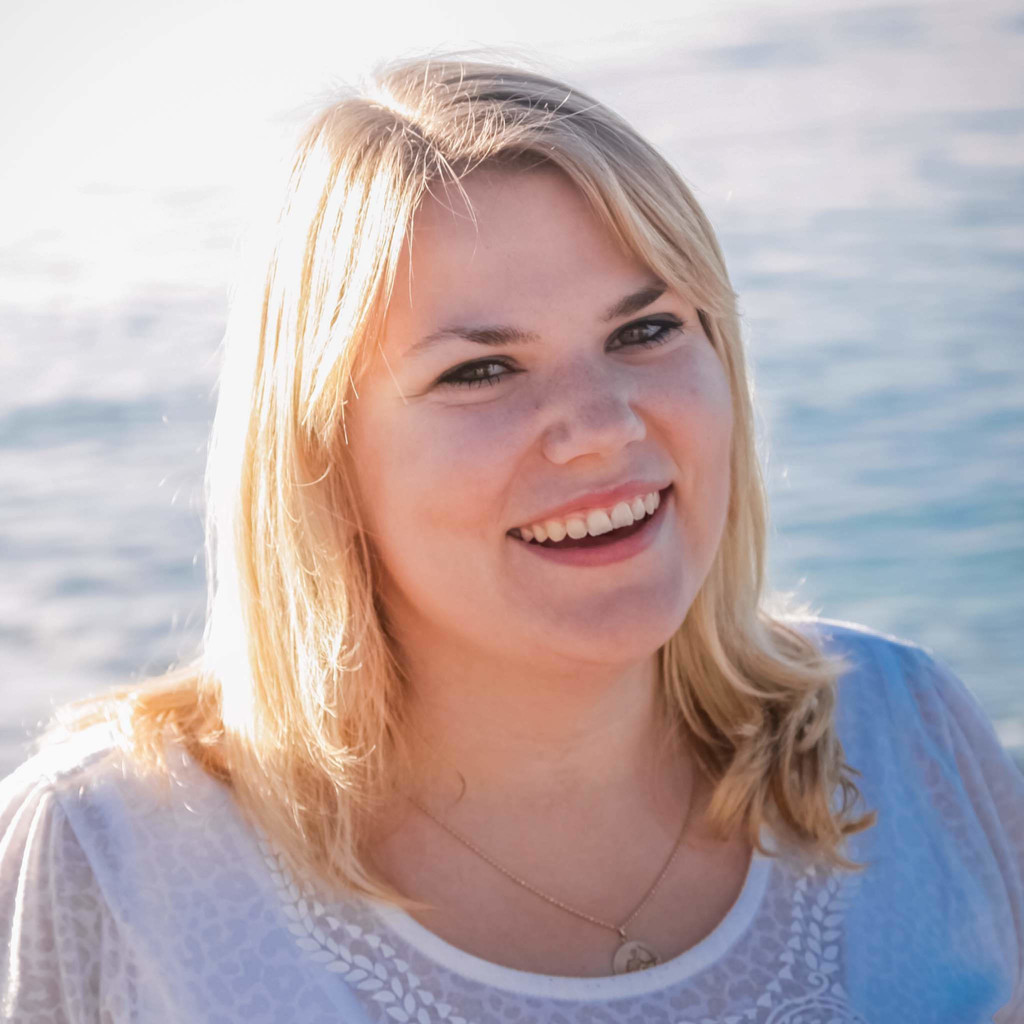 Stephanie Neumann - Sachbearbeiterin - Freie und Hansestadt Hamburg | XING