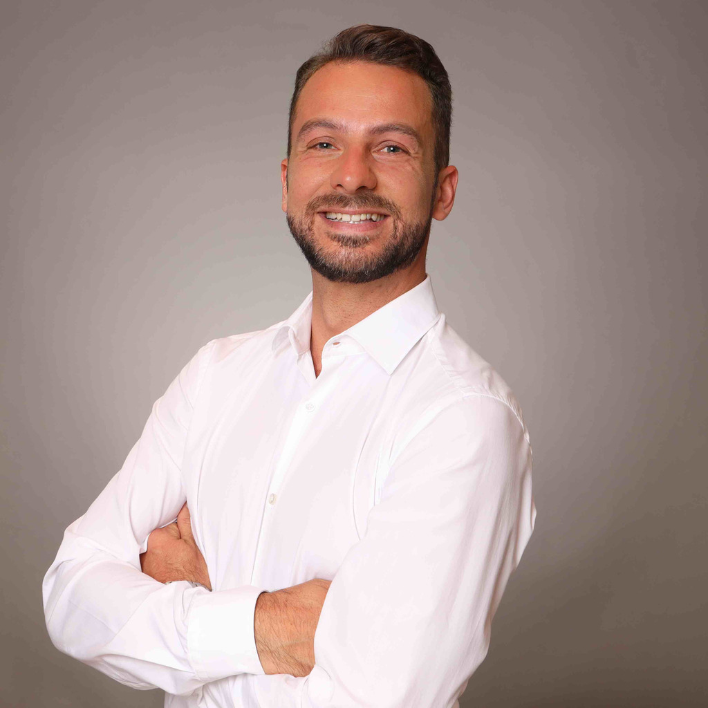 Thomas Bausch - Co.Founder. Wachstum aus einer Hand | Recruitment ...