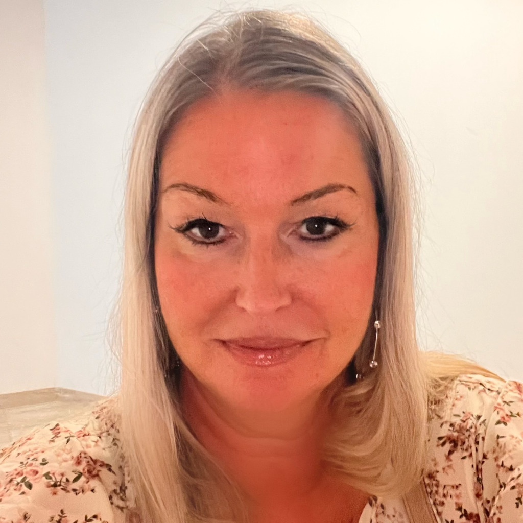 Daniela Ellili - Geschäftsbereichsleiterin Finanzen, Controlling ...