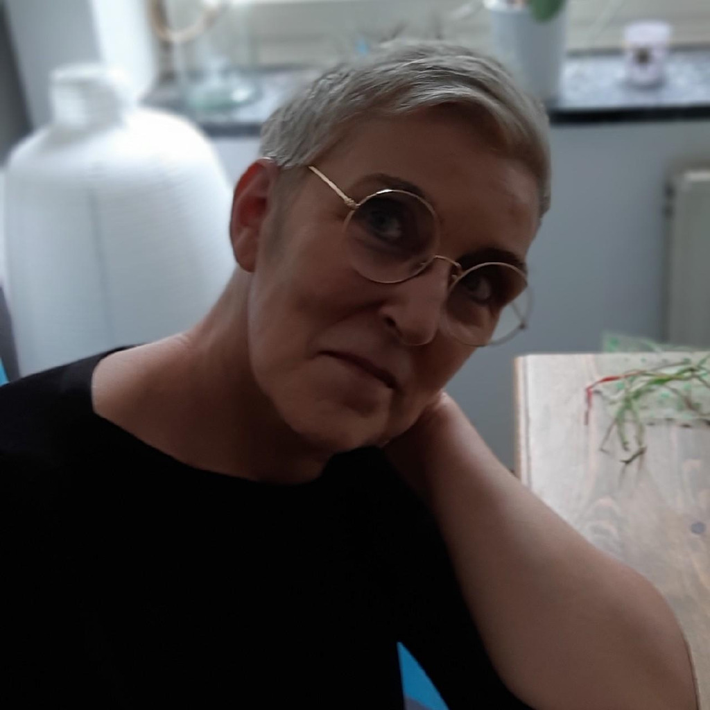 Andrea Zwicker - Ökonomie - FHS Merseburg | XING