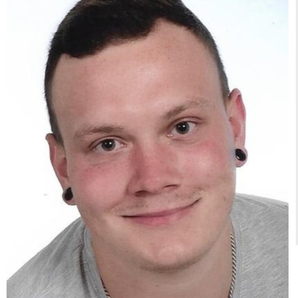 Pascal Steiner - Hubschraubermechaniker - zk professionals GmbH | XING