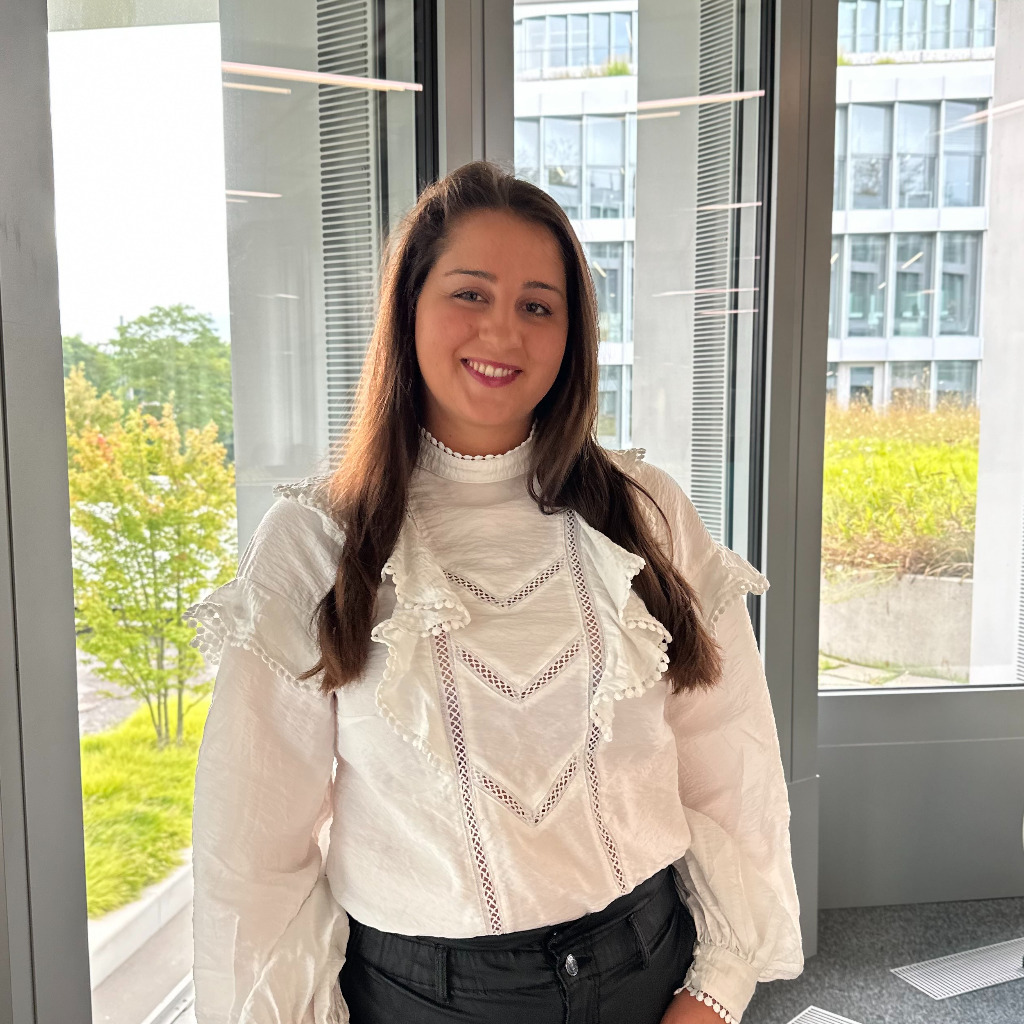 Katharina Kainath - Manager Talent Acquisition - WPP Media | XING