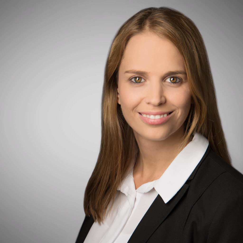 Jennifer Bauer - Senior Finance Manager - Art-Invest Real Estate Funds ...