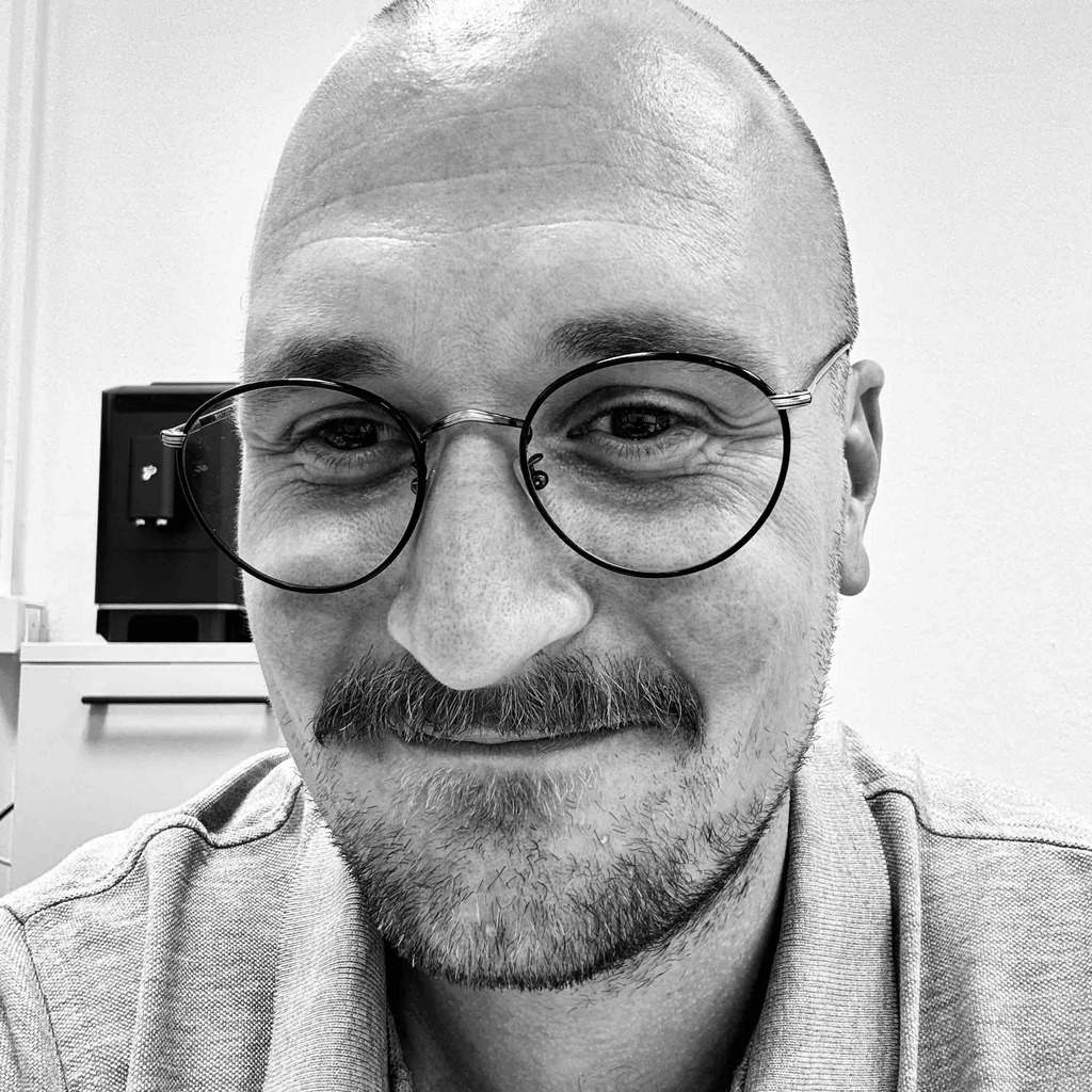 Peter Forstner - Leiter Einkauf - Reifen Baierlacher GmbH | XING