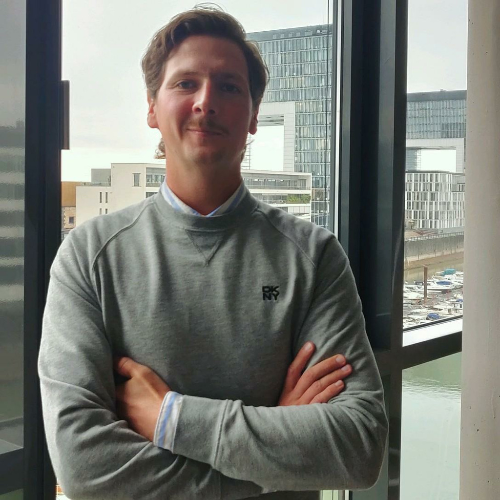 Benjamin Tillmann - Senior Product Owner - SilverTours GmbH - billiger ...