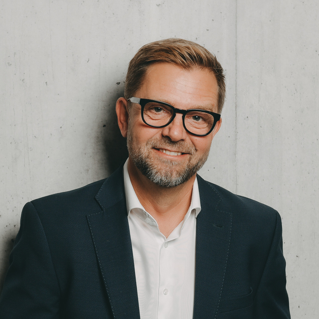 Dipl.-Ing. Volker Gehrt - Technical Customer Management - Pininfarina ...