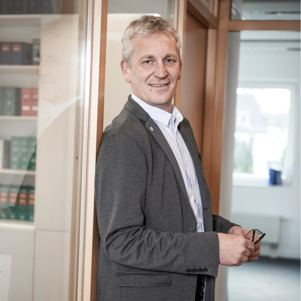 Thomas Junker in der Personensuche von Das Telefonbuch