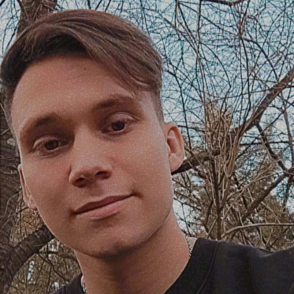 Benjamin Brems - Industriemechaniker - CJ Optik | XING