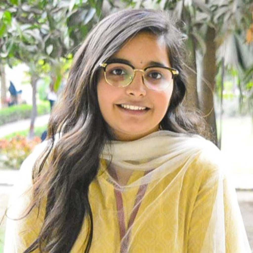 Tooba Ahmed - Working Student UI UX - Mercedes-Benz Tech Motion GmbH | XING